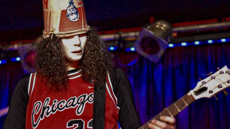 Buckethead, el guitarrista más extraño de la Historia