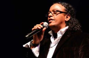 Top 10 Mejores Cantantes Dominicanos de Todos los Tiempos