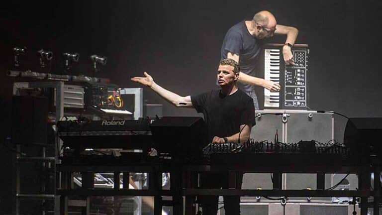The Chemical Brothers: Pioneros de la Música Electrónica y su Legado